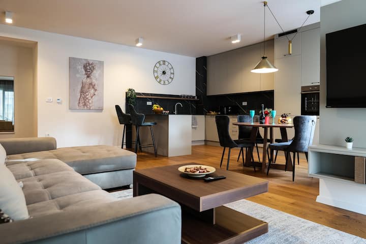 Luxury Vista Haven - Apt2 Free Parking - Zagreb