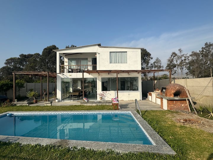 Casa De Campo Moderna Rústica - Mala