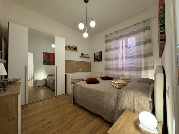 Stella Apartment A Due Passi Dal Centro Storico - 피스토야