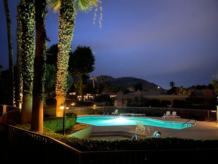 Beverly Hills Of Pd-views-close To Mtns & El Paseo - Palm Desert, CA