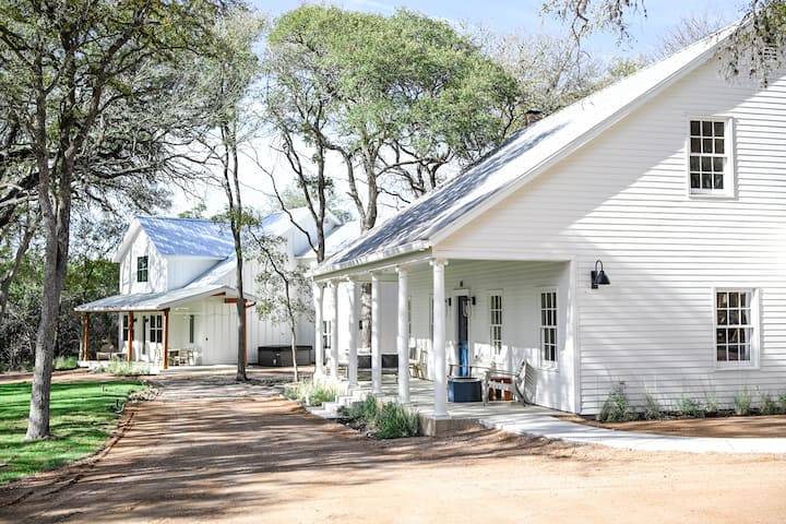 The Main House - New Braunfels, TX