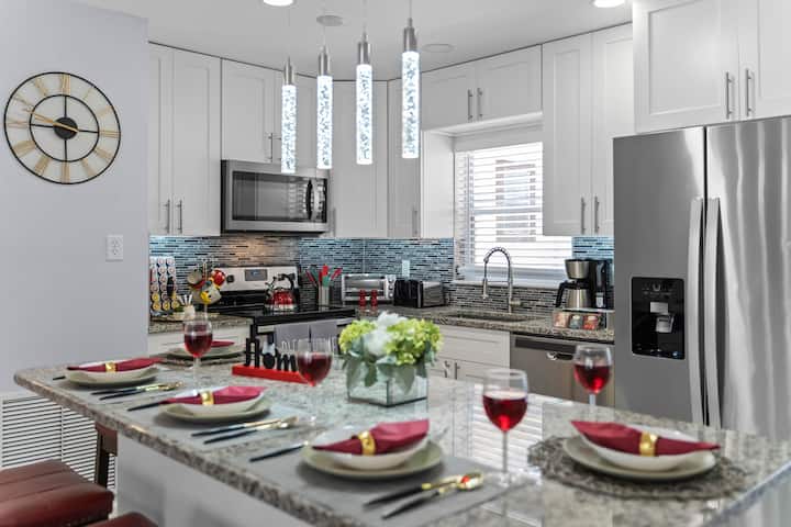 213 Luxury Home + Studio Near Winter Park & Disney - Maitland, FL