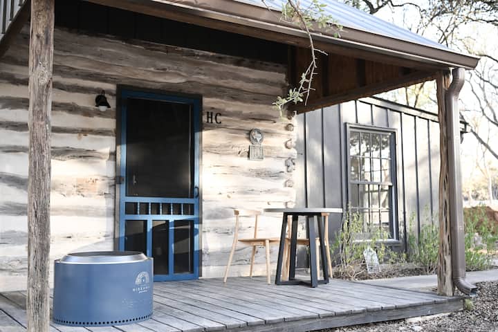 Historic Cabin - New Braunfels, TX