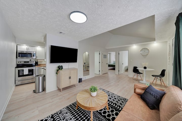 Boho Haven 1 / 2bed/1bath - Near Downtown And Unl - Lincoln, NE