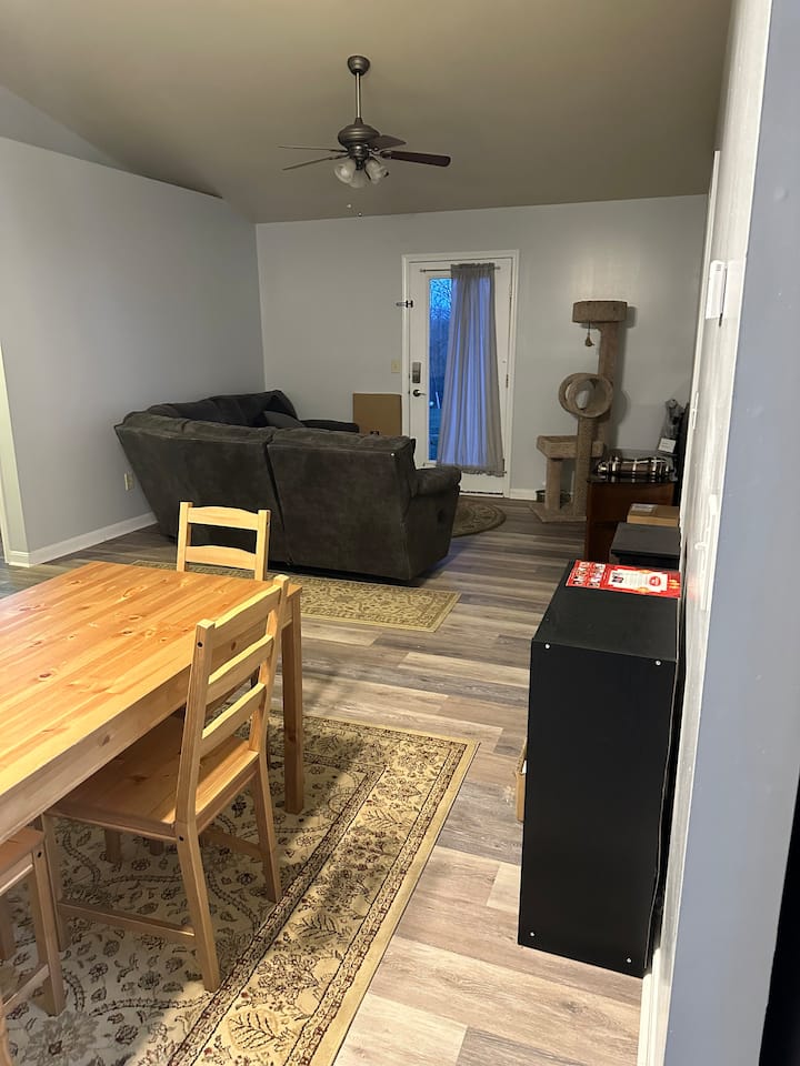 Garden Room In South Covington - Covington, KY