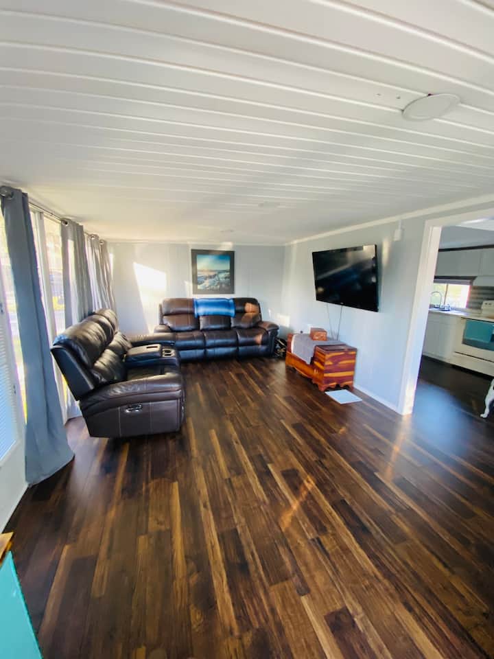 Beach Bum Bungalo - Venice, FL