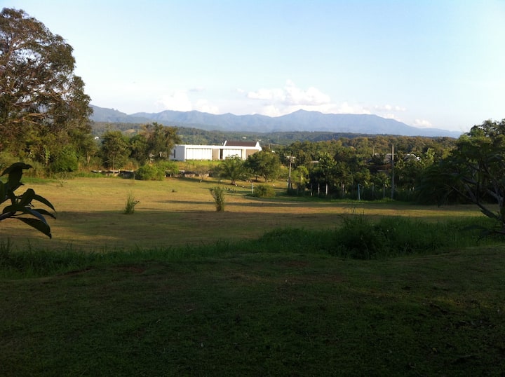 Paradise Hill Campground!  Great Mountain Views! - Chiang Dao