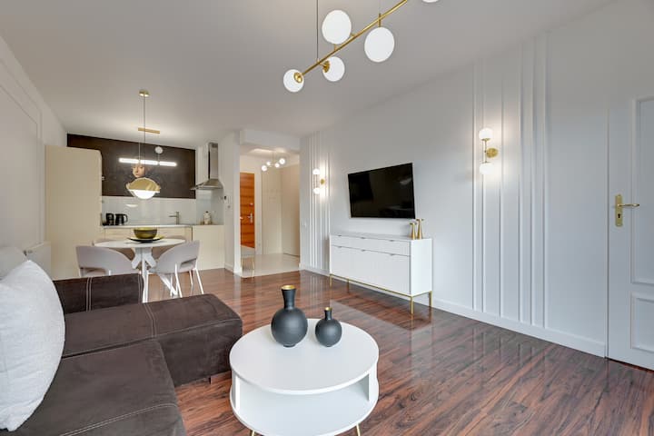 Spa, Pool & Gym | River View | Waterlane E6 - Danzig