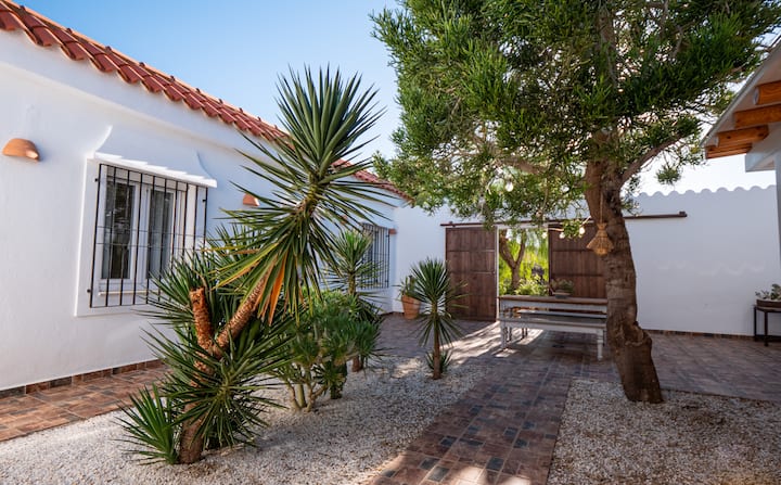 El Patio Del Fraile - Cabo de Gata