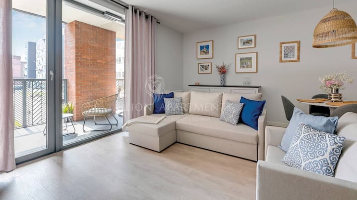 3 Apartments | For 13 People | Downtown | Parking - Gdańsk