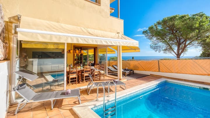 *Costacabana - Villa Santa Cristina* Sea View - Blanes