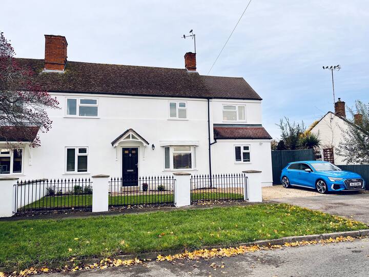 Home Near Cheltenham Racecourse With Parking - Cheltenham