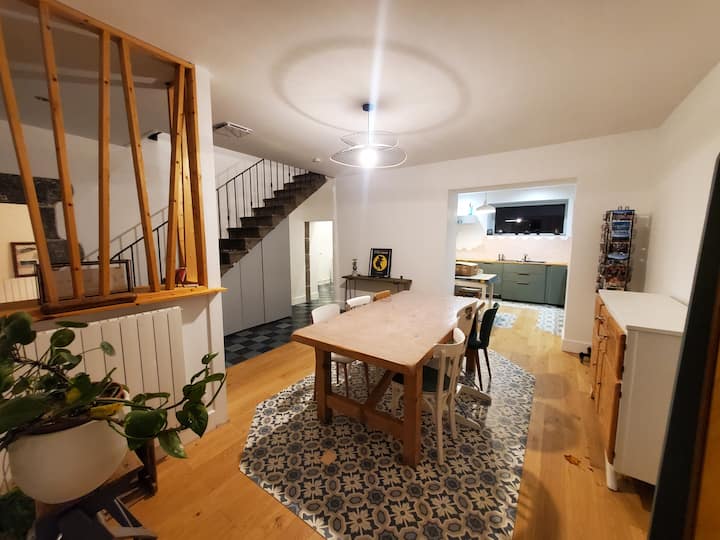 Maison Dans Le Parc Des Volcans - Lac d'Aydat