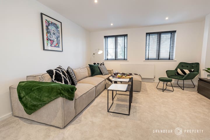 The Hideaway By Grandeur Property - Poole