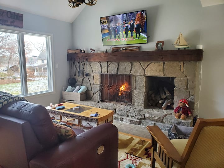 Rustic Adirondack Styled House With Lake Views - Glens Falls, NY