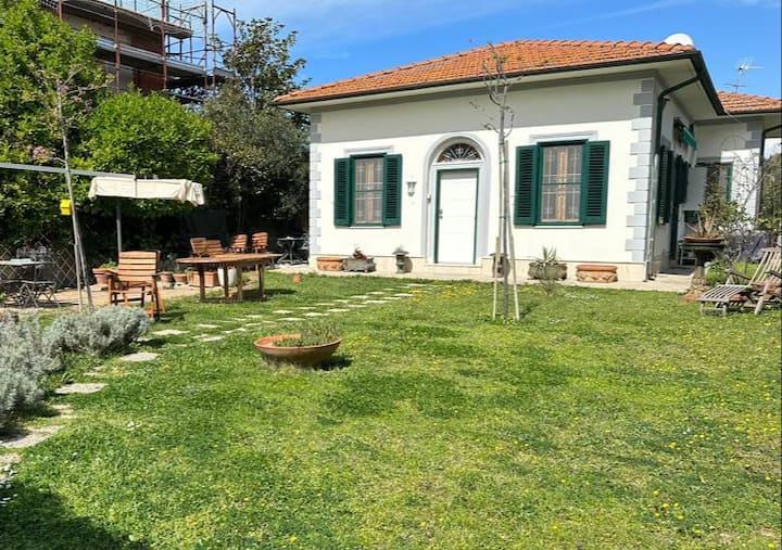 Stanza Privata In Villetta Indipendente - Livourne