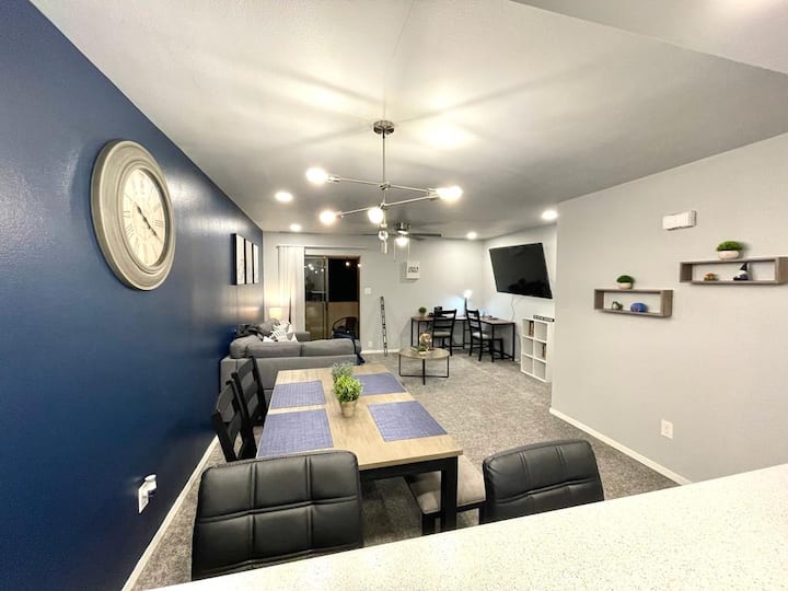 Luxury Townhouse Apartment - McAllen, TX
