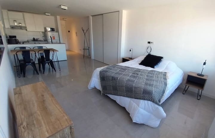 Apartamento Céntrico, Luminoso Con Cochera - San Carlos de Bariloche