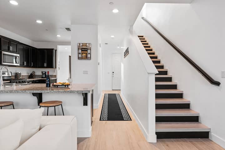 Runway Designer House - Fresno