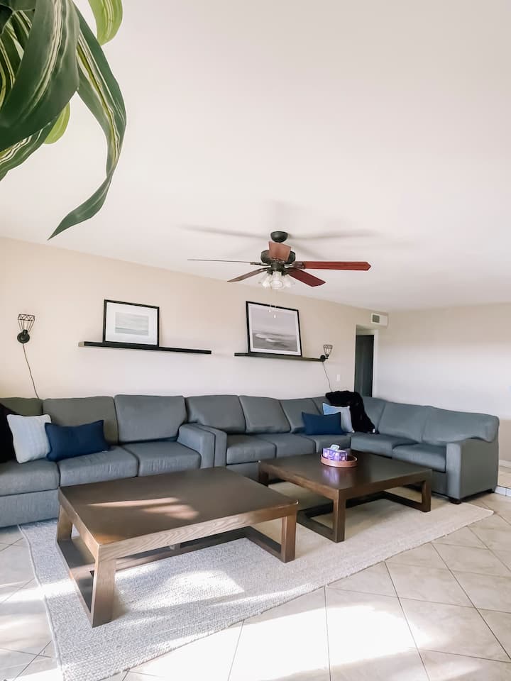 3 Bd House | Bonfire Backyard - Glendale, AZ