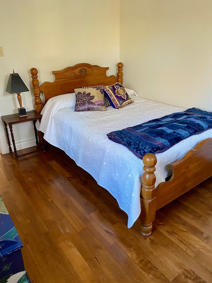Queen Room~west Halifax Ns - Halifax