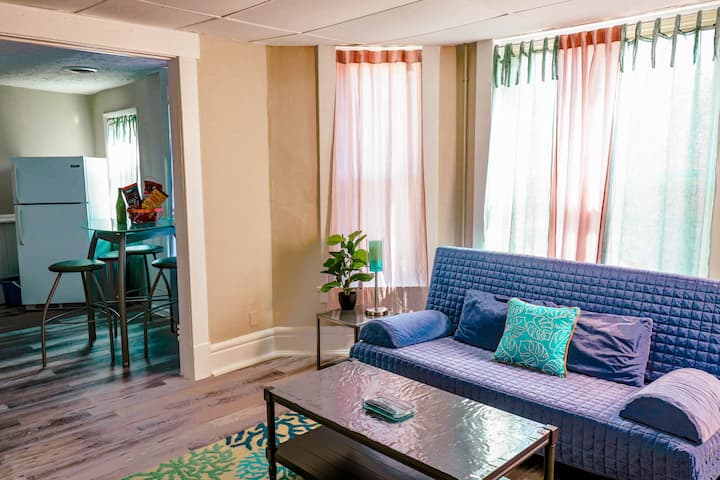 102b 80 Governors Place - Columbus, OH