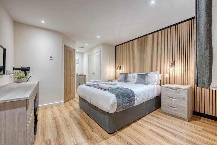 Luxury Stockton Studio Rooms Free Wifi | Parking - Draycote Water