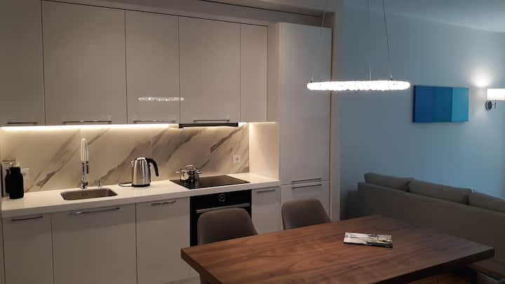 Architect Apartment. Patio View - Warschau