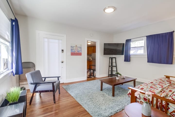 Cozy Downtown Cottage! - Coronado, CA