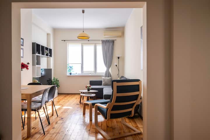 Stylish Cityhub Retreat In Sofia Center - Sofia