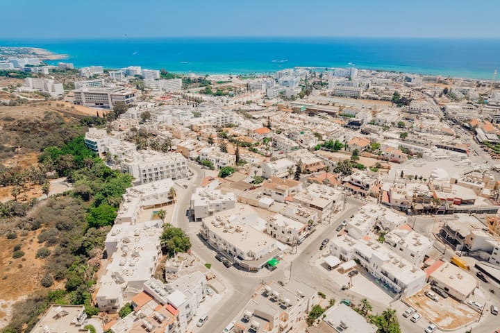Sunseapria - 3x 1 Bedroom Apts In Ayia Napa Center - Agia Napa