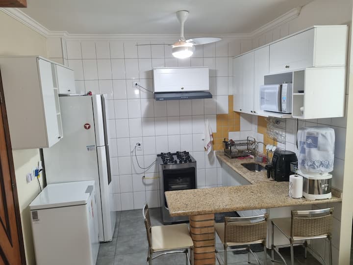 Apto Bem Localizado Para Família - Ubatuba