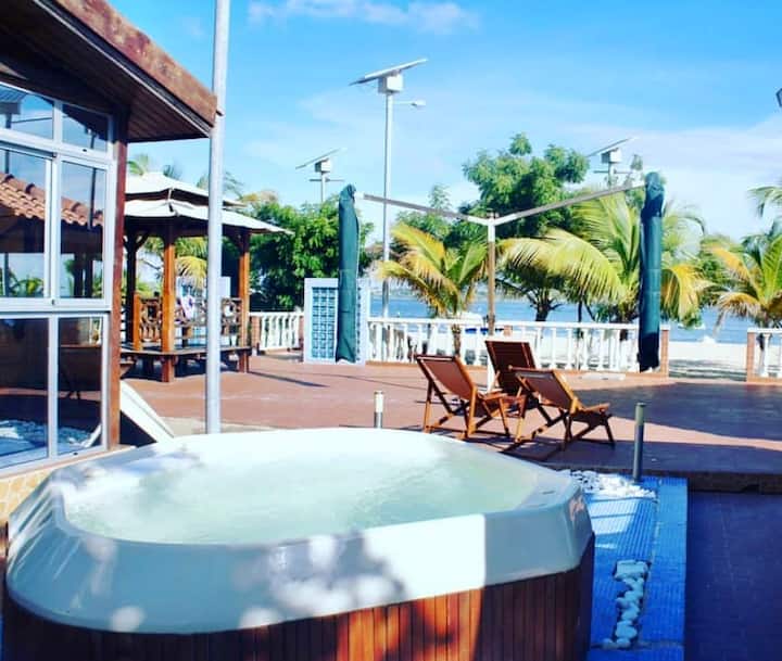 Casa De Praia Na Ilha Do Mussulo, Luanda - Angola - Angola