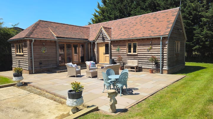Quiet Rural Cottage - Kent