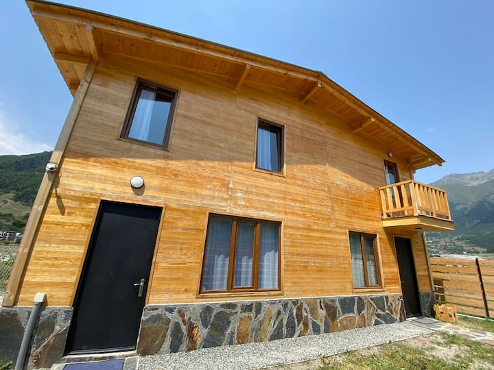 Cottage Qel Mestia - Georgia