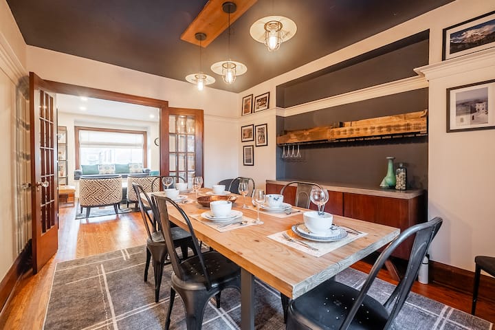 Bright & Stylish 3br In Trendy Bloor West Village - Toronto