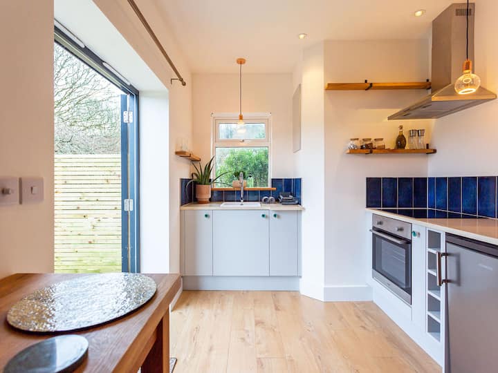 Devon Seaside Snug (5 Minutes From The Beach) - Ilfracombe