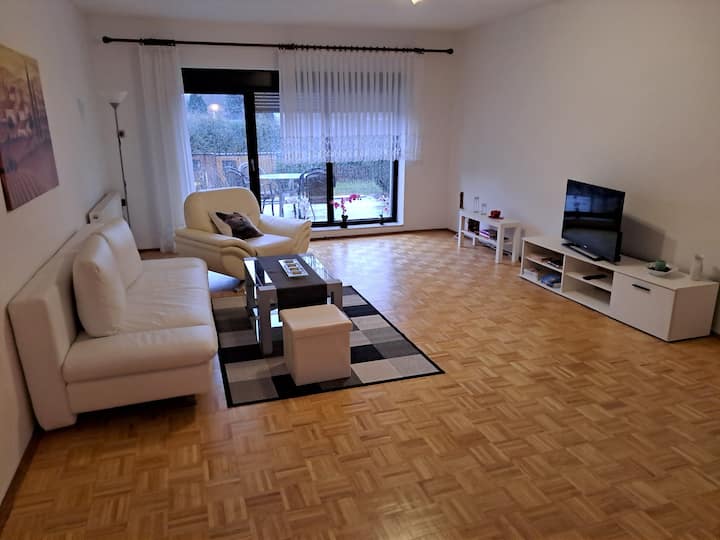 Geräumige 5-zimmerwohnung - Cottbus