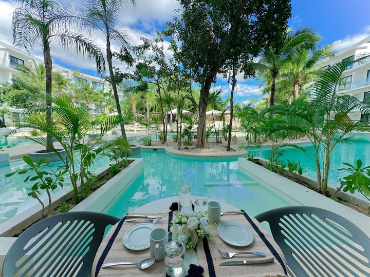 B108 Swim Up Cpl, Your Happy Place By The Water - Tulum