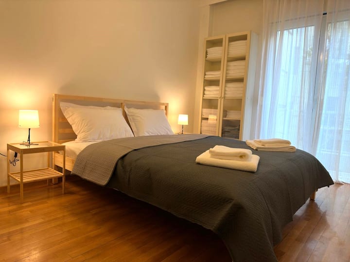 Semeli's Sunny Apartment @Roman Forum - Thessaloniki