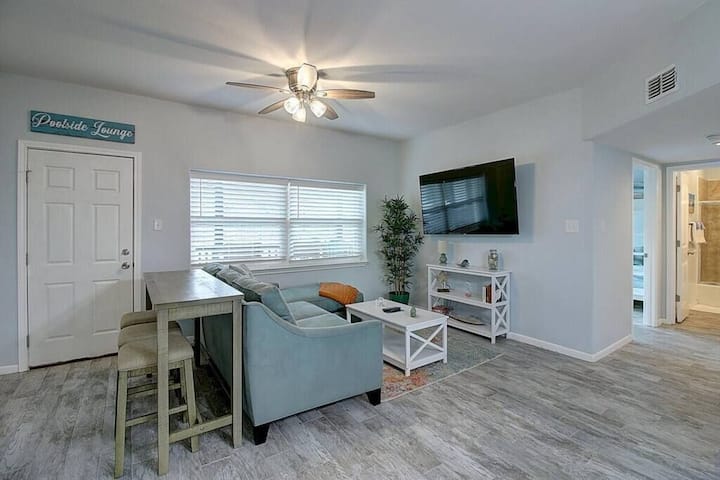 Sea Breeze - Pool Views, First Floor, Beach Access - Port Aransas, TX