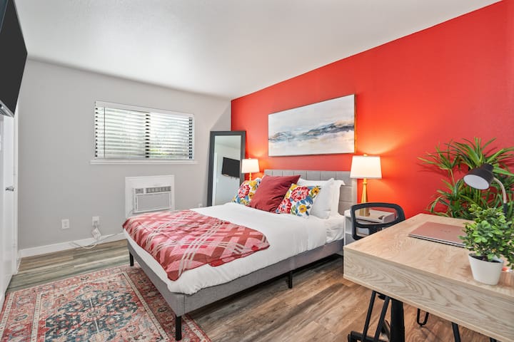 Steps Away From The The Fun!at&tworldcup Walkable - Arlington, TX