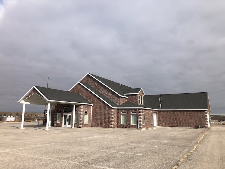 Red Boulder Airbnb - Huntington, UT