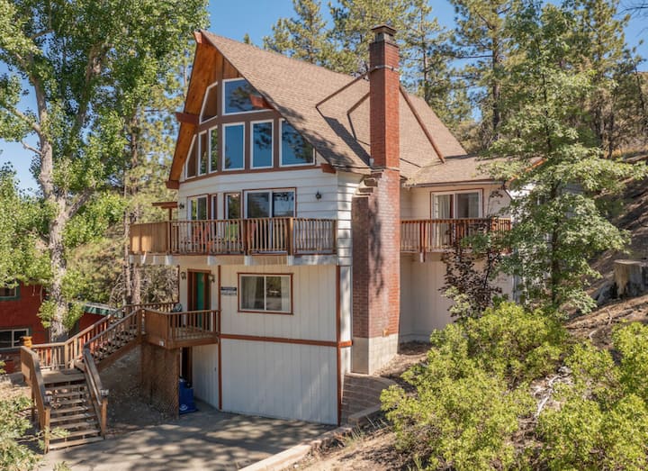 Mountain Chalet With Lake View - 4 Bd / 2 Ba - Big Bear Lake, CA
