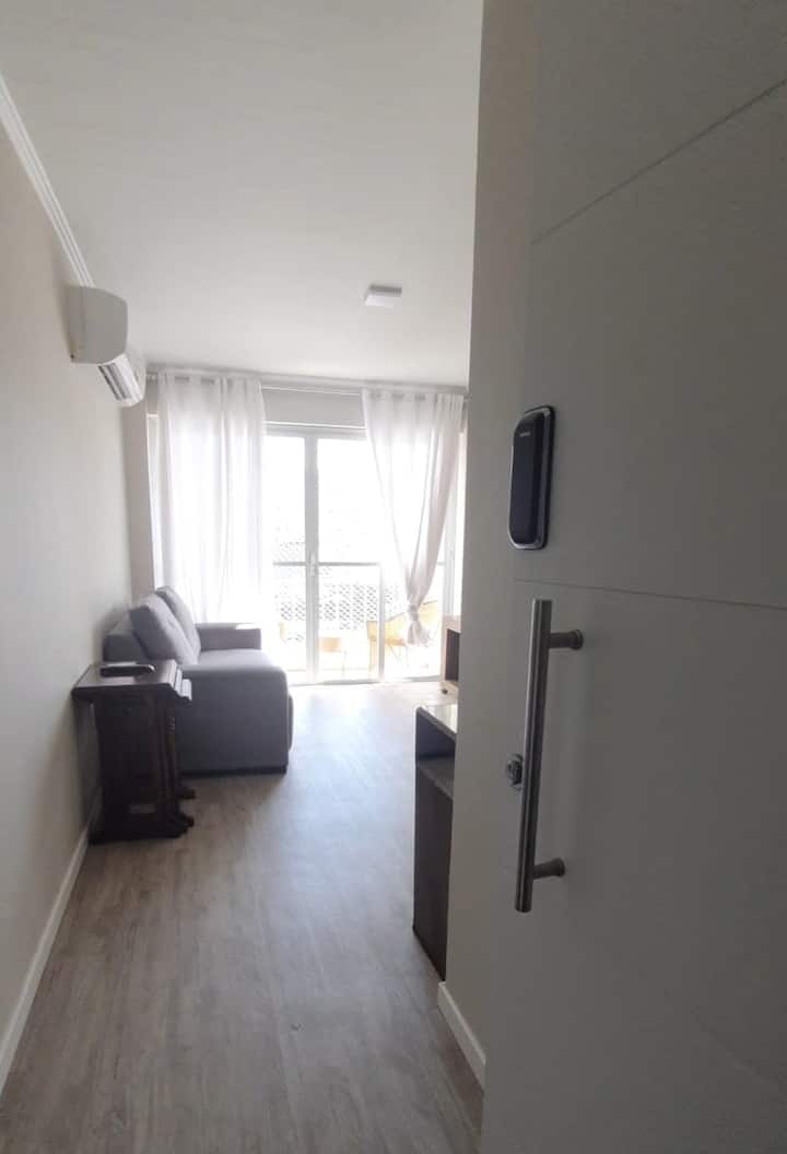 ÓTimo Apartamento De 2 Quartos! Garagem Ampla! - Balneario Camboriú