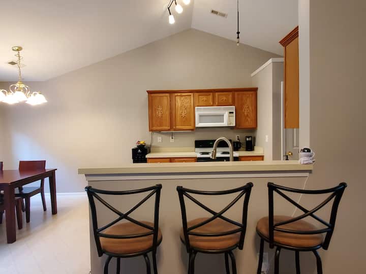 Bed & Bath In Steele Creek - Charlotte, NC