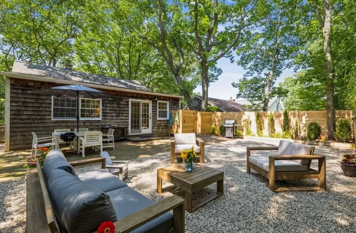 Sag Harbor Dream! Walk To Bay Beach! - Sag Harbor, NY