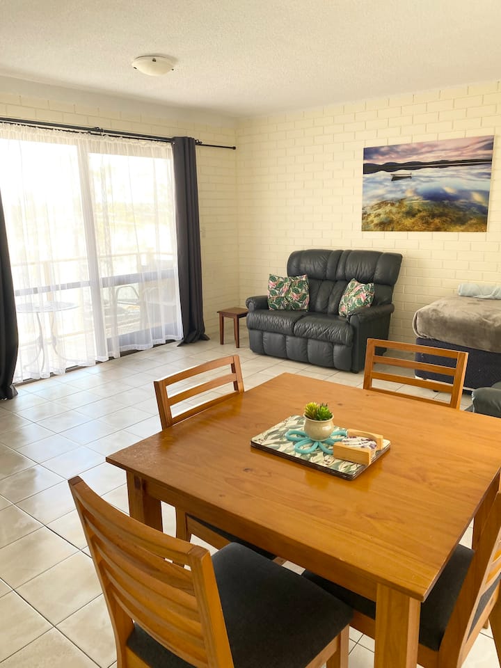 1 Bedroom With River Views - Valla Beach