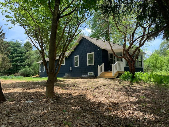 Stylish & Private 3br Oasis Near Univ Of Michigan - アナーバー, MI