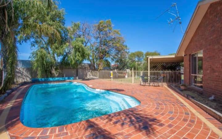 Bake On The Lake! - Yarrawonga